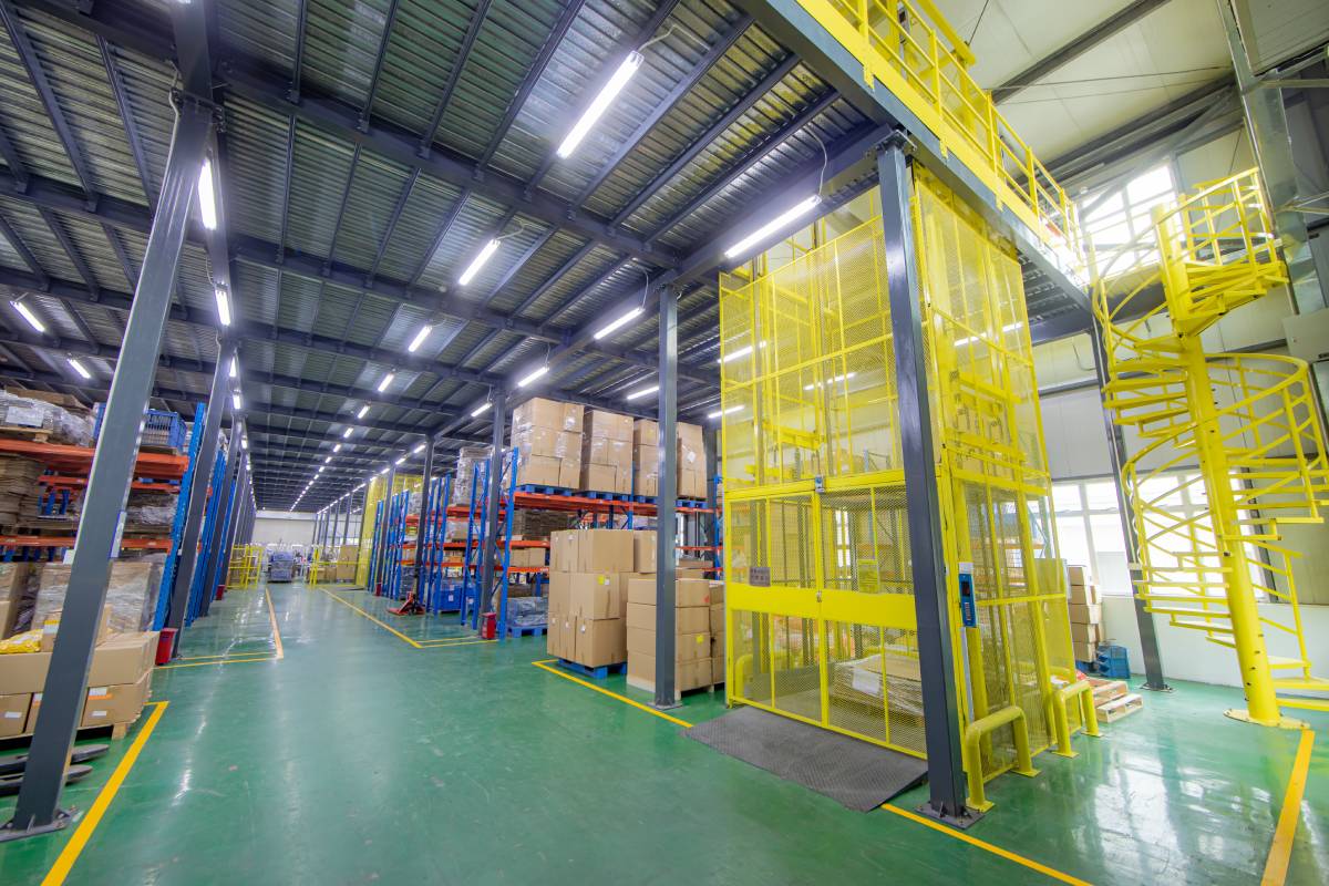 Best Practices for Packaging and Shipping Sheet Metal Parts | Komaspec